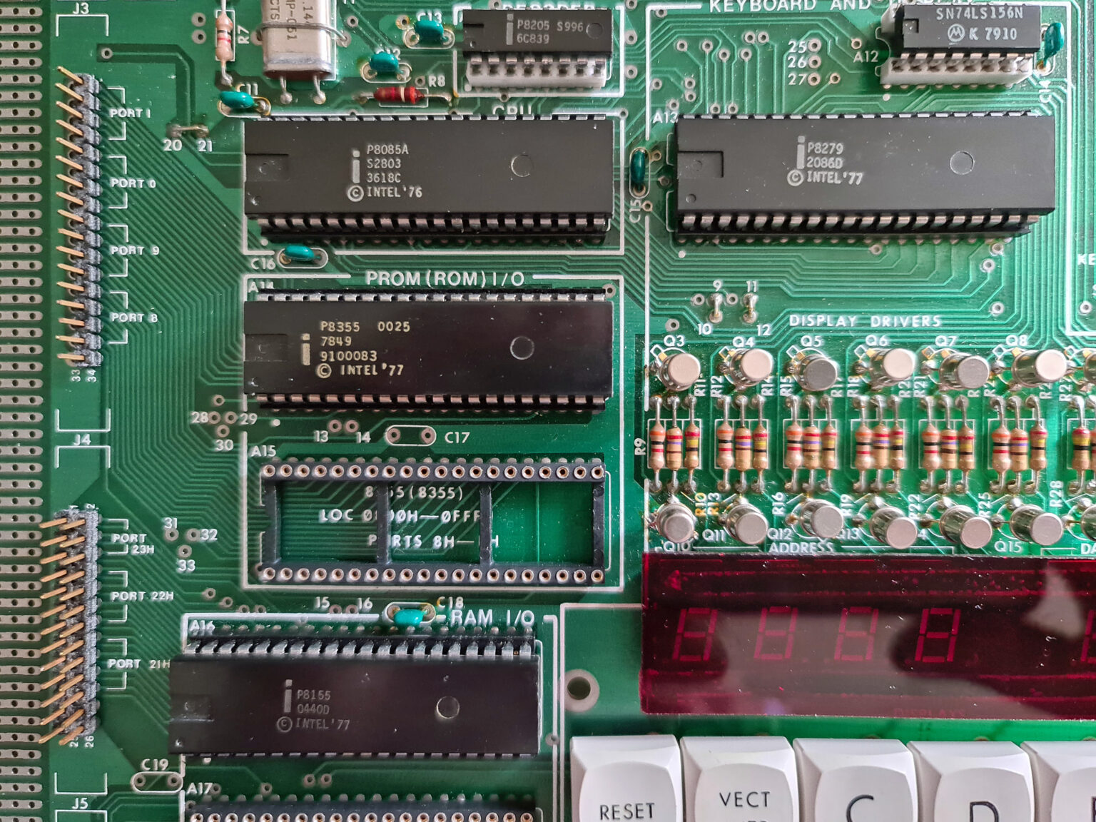 Intel SDK-85 – Retro Computing